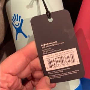 Hydro Flask | Dining | Hydro Flask Limited Edition 32oz Movement ...